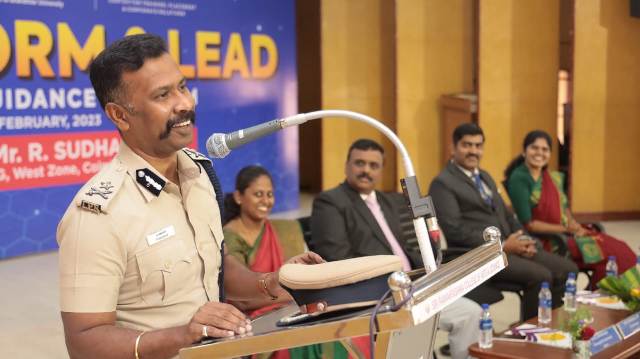 TRANSFORM & LEAD-A CAREER GUIDANCE PROGRAMME | Sri Ramakrishna College ...